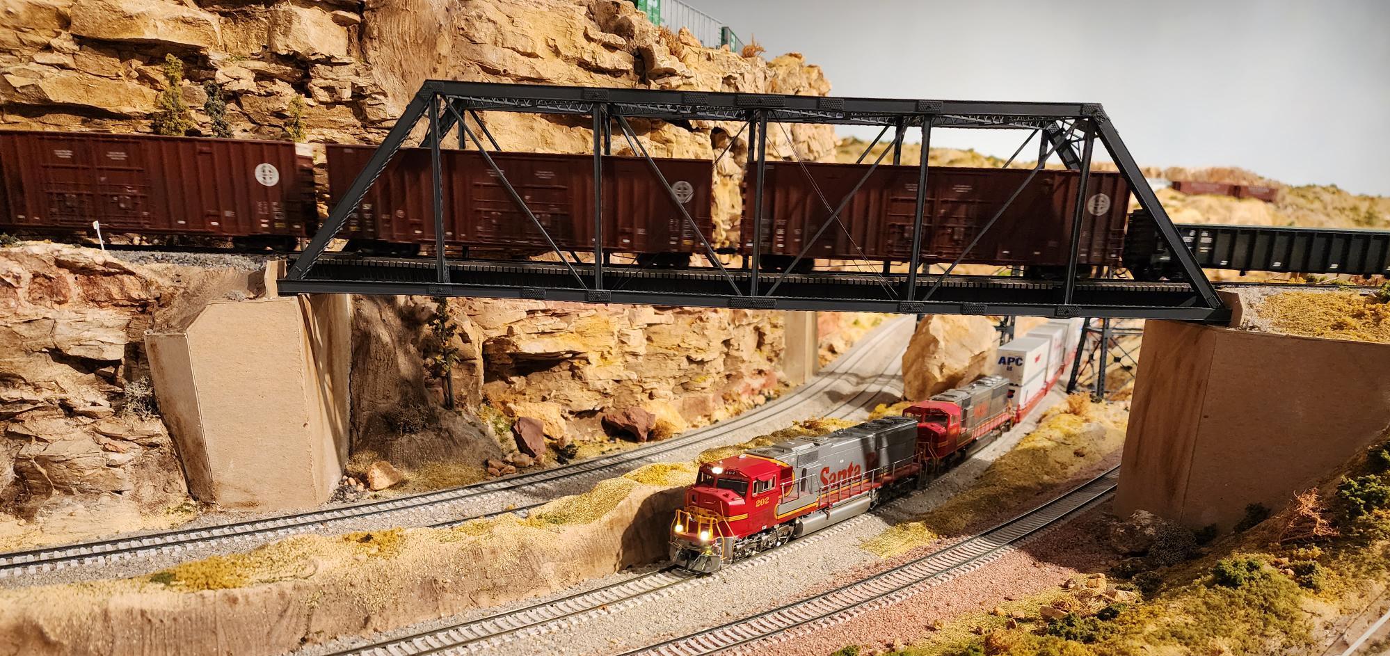 Fall Meet 2023: Les Illes Cajon Pass Santa Fe and Southern Pacific HO ...